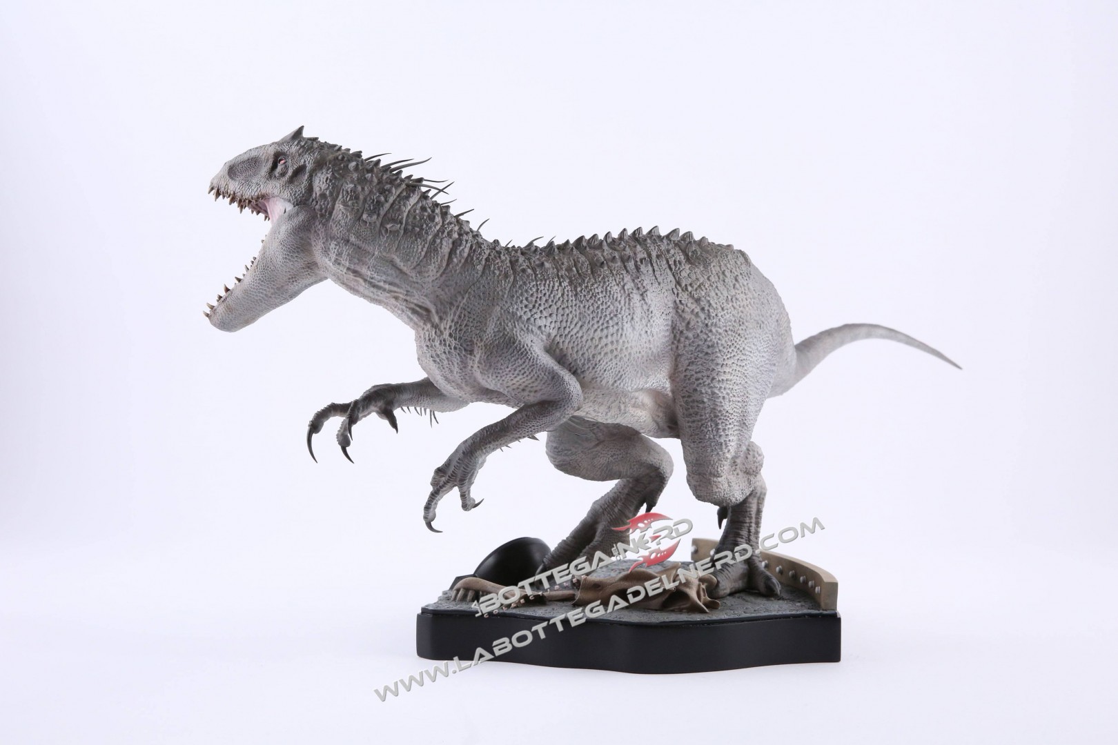 Jurassic World - Statua Indominus Rex 76cm