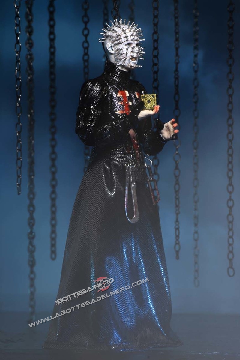 Hellraiser Ultimate - Horror Action Figure Pinhead 17cm